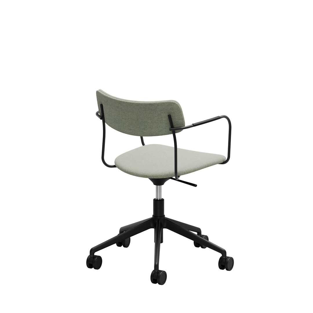 Ella - Universal chair with five star base and height adjustment | Martela
